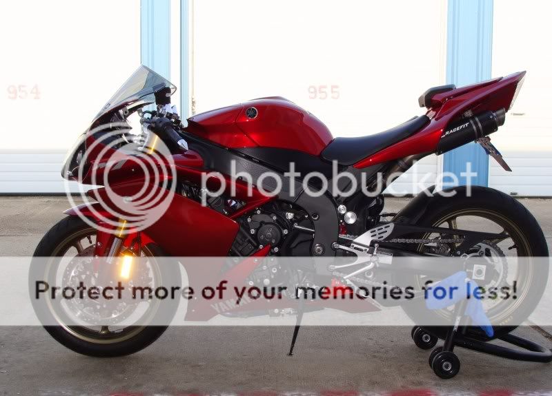 Calling all Shift-red R1's...Post Pics! | Yamaha R1 Forum: YZF-R1 Forums