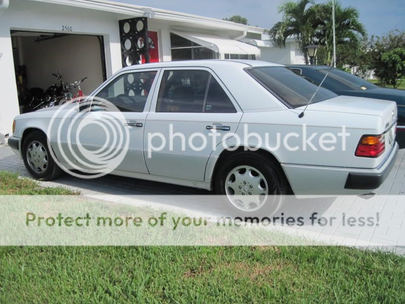 Best looking? Two-tone paint or all one colour? | Mercedes-Benz Forum